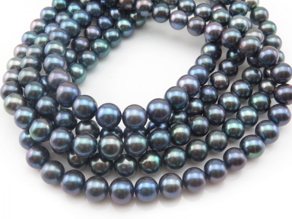 Round Pearls | Freshwater Round Pearls | The Curious Gem