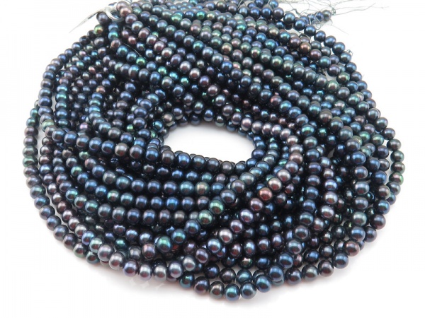 Round Pearls | Freshwater Round Pearls | The Curious Gem