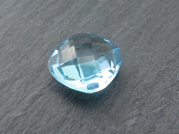 Sky Blue Topaz Gemstones | The Curious Gem