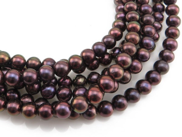 Round Pearls | Freshwater Round Pearls | The Curious Gem