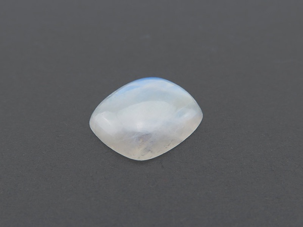 Moonstone Gemstones | Loose Moonstone Gemstones | The Curious Gem
