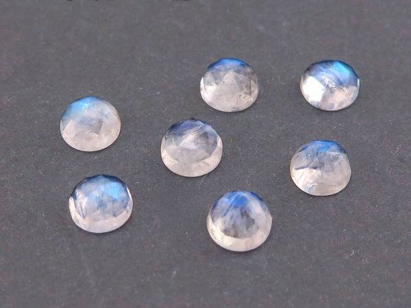 Moonstone Gemstones | Loose Moonstone Gemstones | The Curious Gem