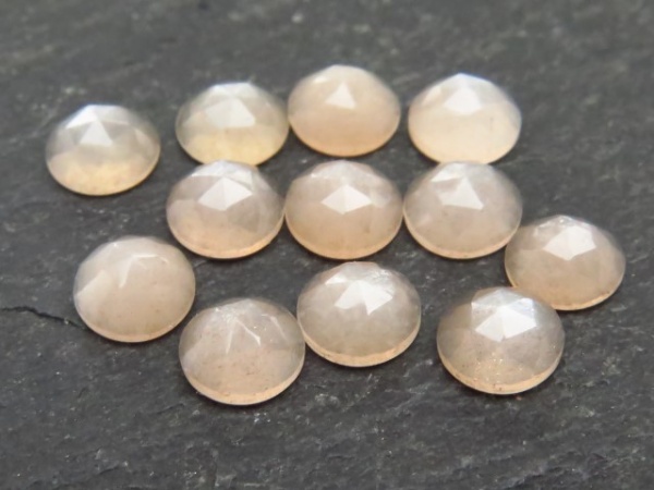 Moonstone Gemstones | Loose Moonstone Gemstones | The Curious Gem